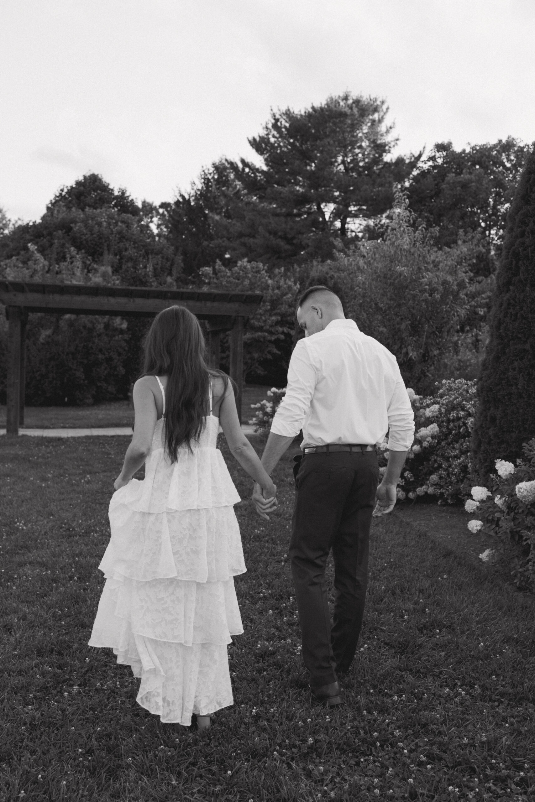 Sarah + Brett – Garden Engagement Session | katiemichaphotography.com