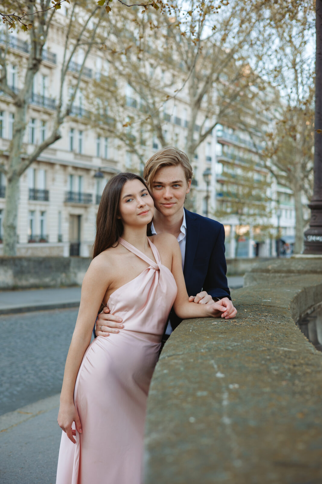 Alona + Robert – Paris, France Couple Photos | katiemichaphotography.com