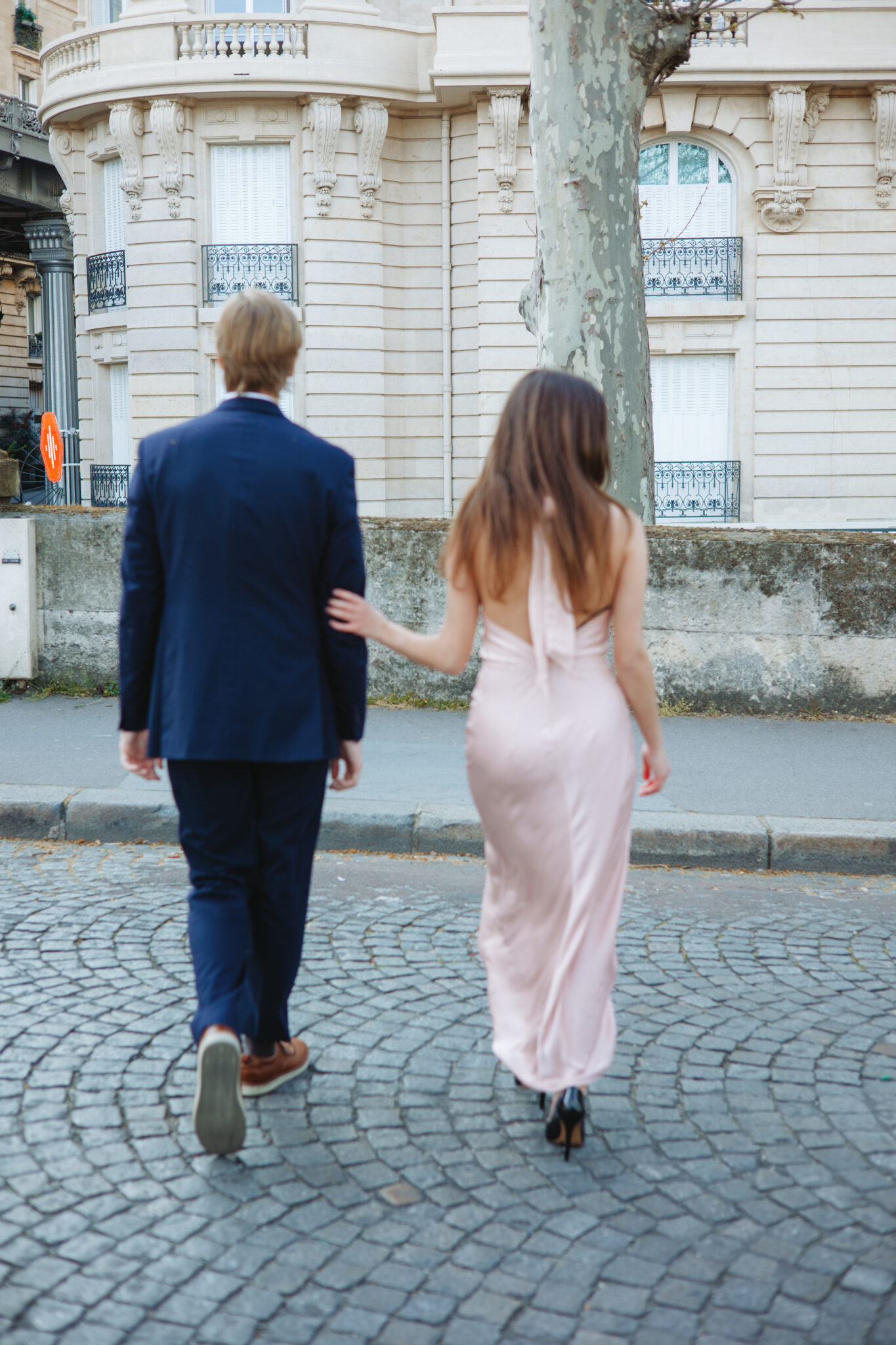 Alona + Robert – Paris, France Couple Photos | katiemichaphotography.com